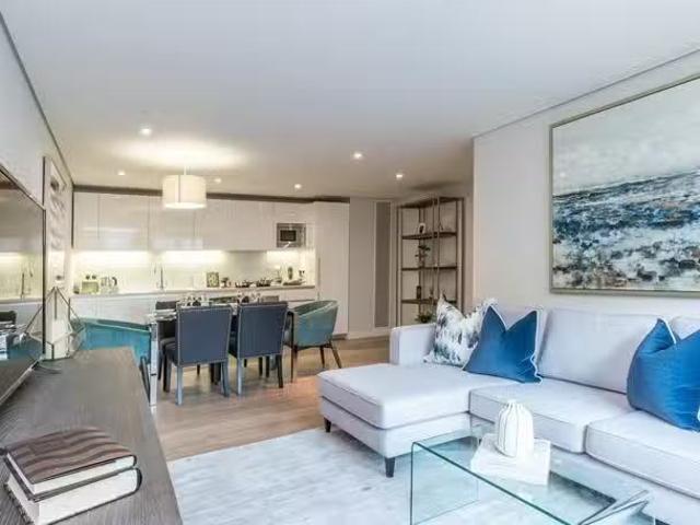 Merchant Square East, Paddington W2 3 bed apartment to rent.