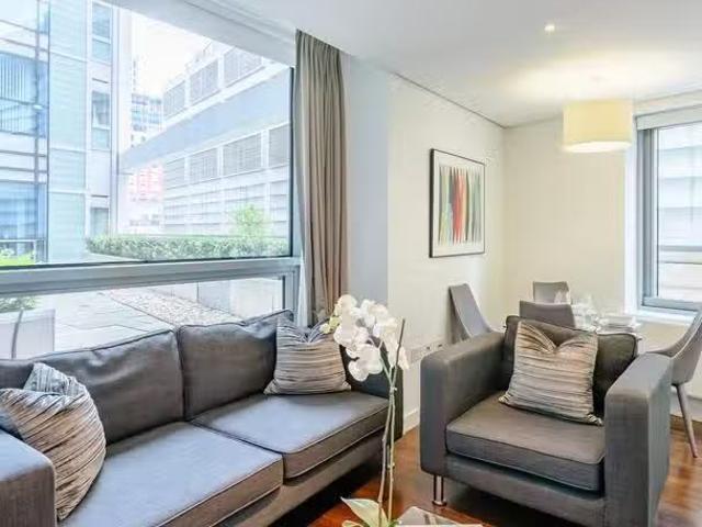 Merchant Square East, Paddington W2 3 bed flat to rent £5,15.