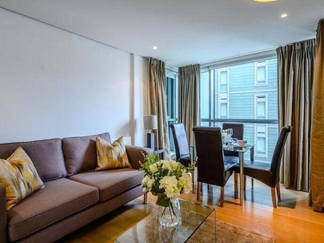 Merchant Square East, Paddington. 1 bed apartment to rent £3,076 pcm £710 pw