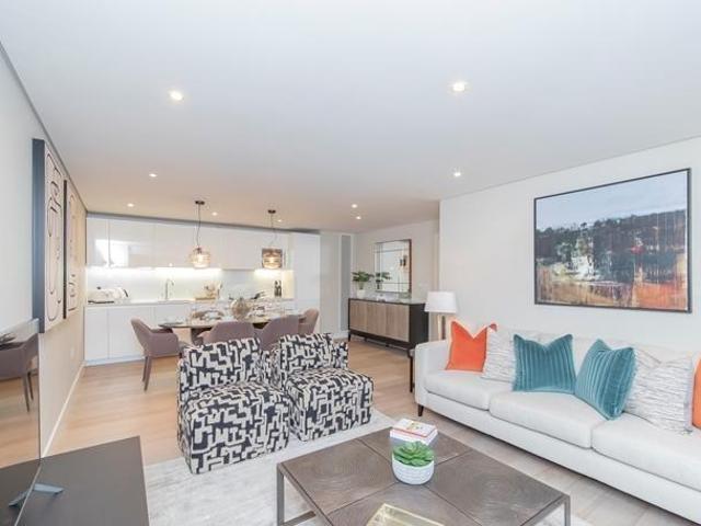 Merchant Square East, Paddington 3 bed flat to rent £7,410 pcm £1,710 pw