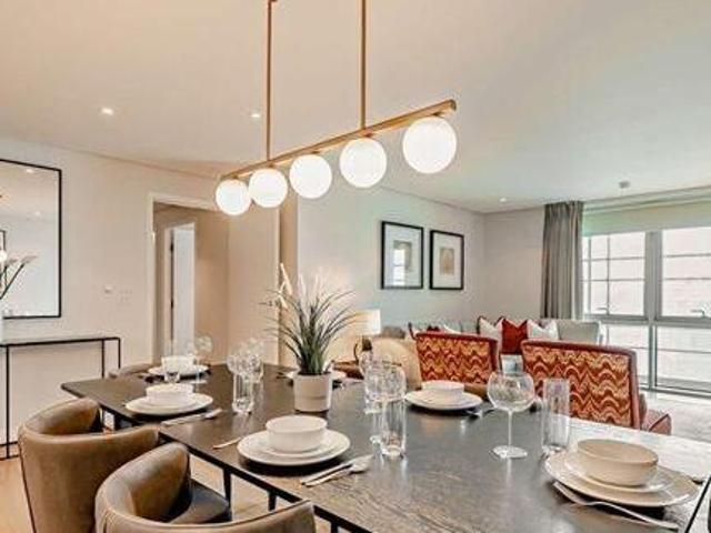 Merchant Square East, Paddington, 3 Bedroom Apartment