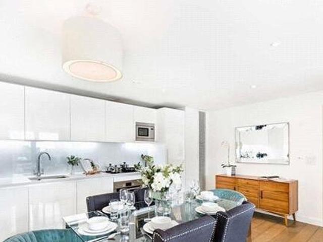 Merchant Square East, Paddington, 3 Bedroom Apartment
