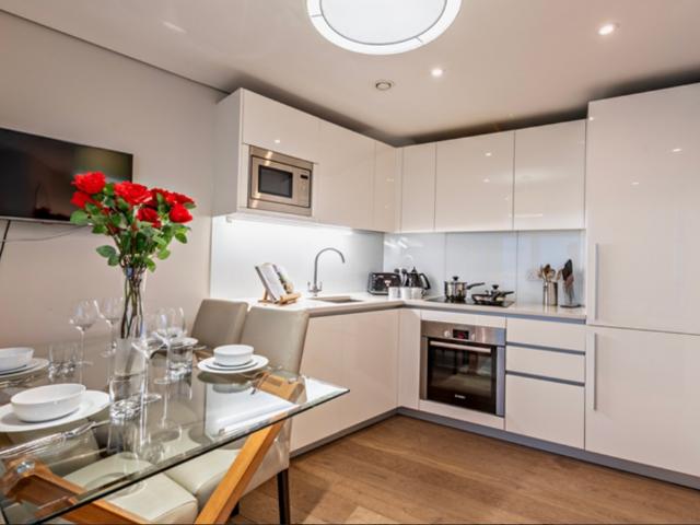 Merchant Square, London W2, 3 bed flat to rent, £4,983 pcm | PrimeLocation