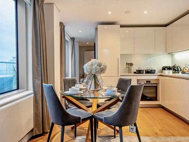 Merchant Square, Paddington, W2 1AN, London