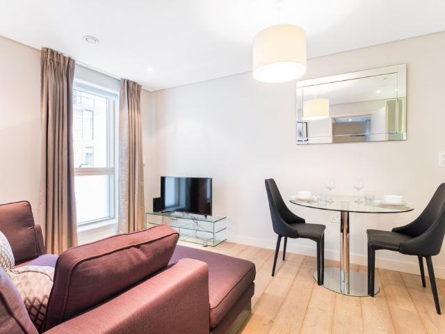 Merchant Square, Paddington, W2 1AN, London