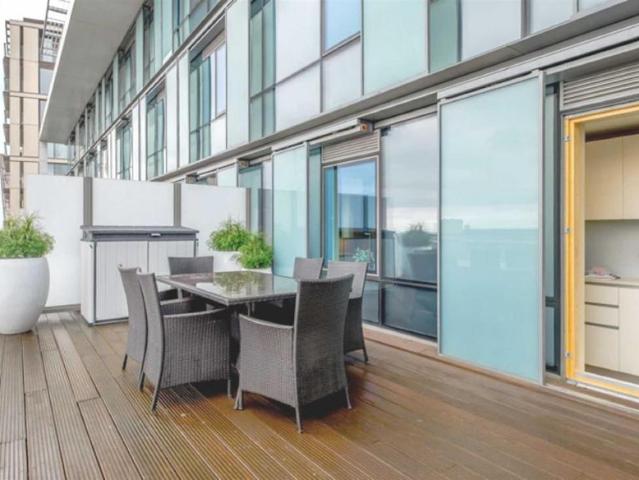 Merchant Square, Paddington Basin. 1 bed flat to rent £3,467 pcm £800 pw