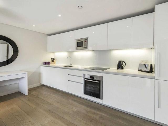 Merchant Square, Paddington, London, W2 3 bed apartment to rent £4,767 pcm £1,100 pw