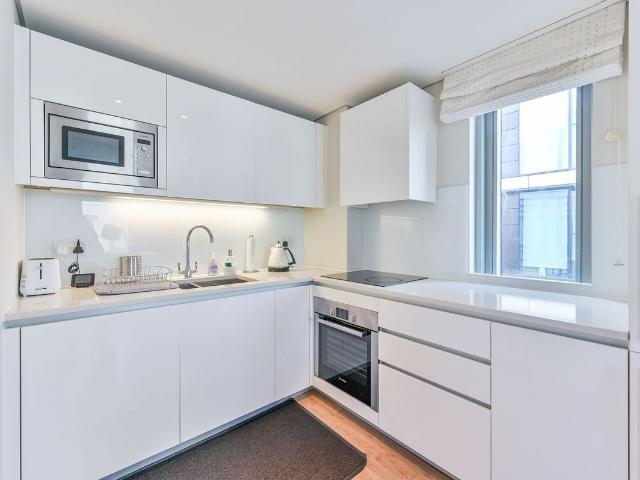 Merchant Square, Paddington, London W2, 2 bed flat to rent, £4,117 pcm | PrimeLocation