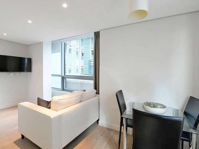 Merchant Square, Paddington, London, W2