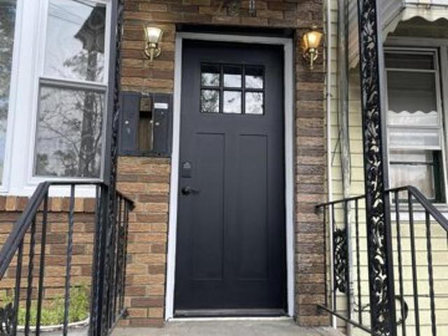 / Merchant St, Newark, Home For Sale