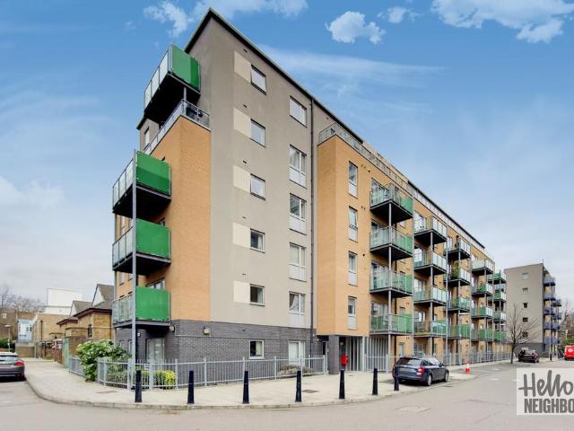 Merchant Street, London, E3 2 bed apartment to rent £2,700 pcm £623 pw