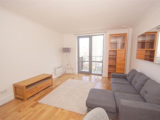 Merchants Quay, East Street, Leeds LS9, 2 bed flat to rent, £1,195 pcm | PrimeLocation