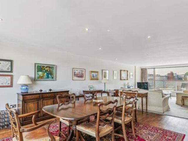 Merchants Road, Contemporis, Clifton, 3 Bedroom Flat