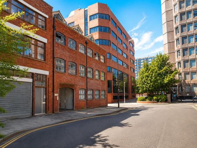 Merchants Rest, City Centre, Bristol BS2, Studio to rent, £1,100 pcm | PrimeLocation
