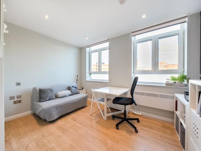 Mercia Grove, London, SE13