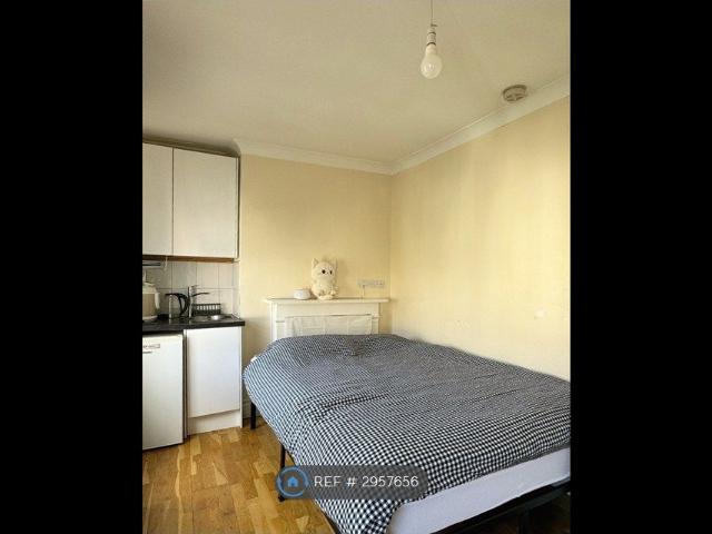 Mercia Grove, London SE13, Studio to rent, £1,299 pcm | PrimeLocation