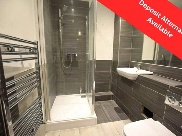 Mercury Gardens, Romford RM1, 2 bed flat to rent, £1,575 pcm | PrimeLocation