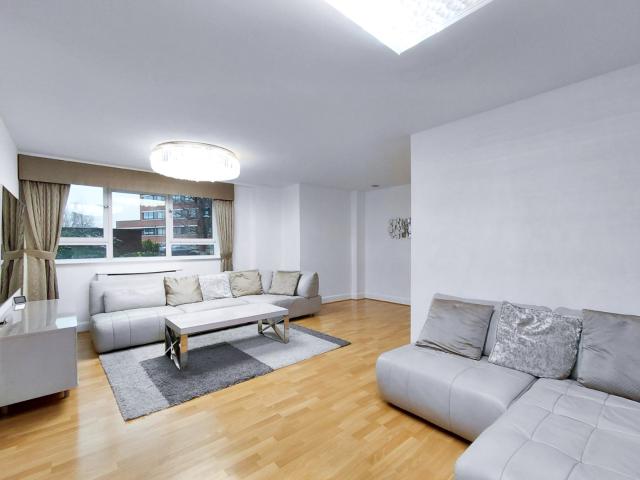 Mercury House Flat 7 Flat 7 Heathcroft London 2726737