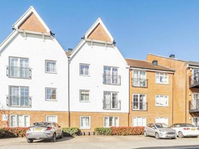 Mere Road, Dunton Green, 1 Bedroom Apartment