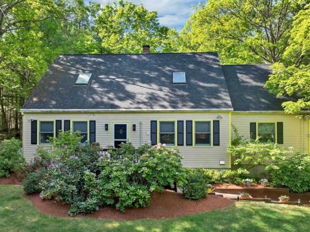 Meredith Center Rd, Laconia, Home For Sale