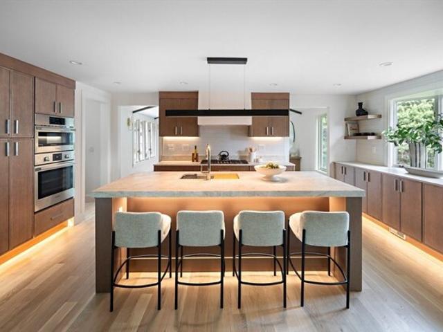Meredith Cir, Needham, Home For Sale