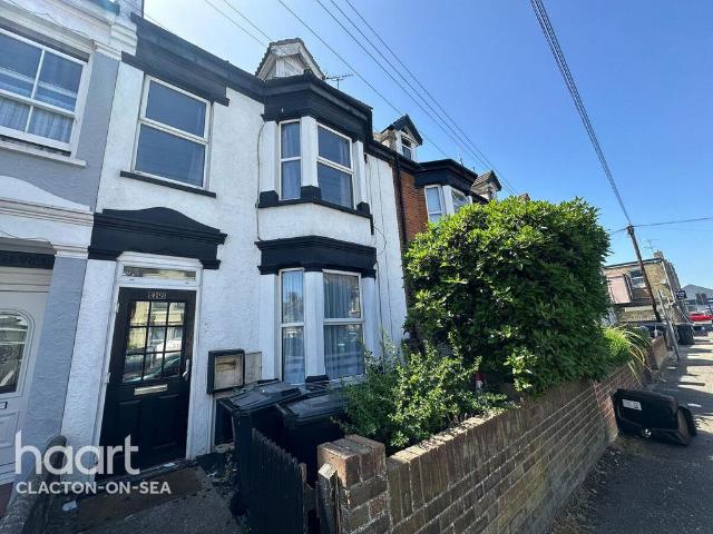 Meredith Road, Clacton on Sea 4 bed terraced house to rent £1,675 pcm £387 pw