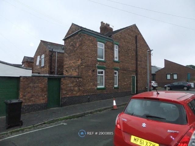 Meredith Street, Crewe CW1, 2 bed terraced house to rent, £700 pcm | PrimeLocation