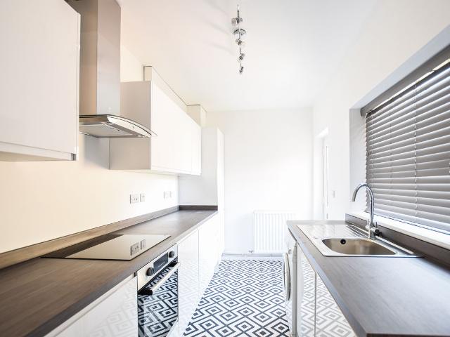 Meredith Street, Crewe CW1, 3 bed terraced house to rent, £950 pcm | PrimeLocation