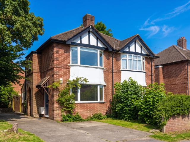 Merewood Avenue, Oxford, OX3 2 bed flat to rent £1,550 pcm £358 pw