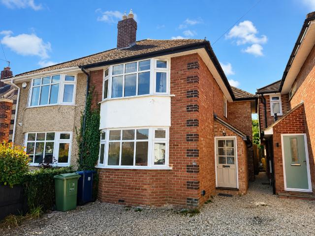 Merewood Avenue, Oxford OX3, 3 bed semi detached house to rent, £2,000 pcm | PrimeLocation
