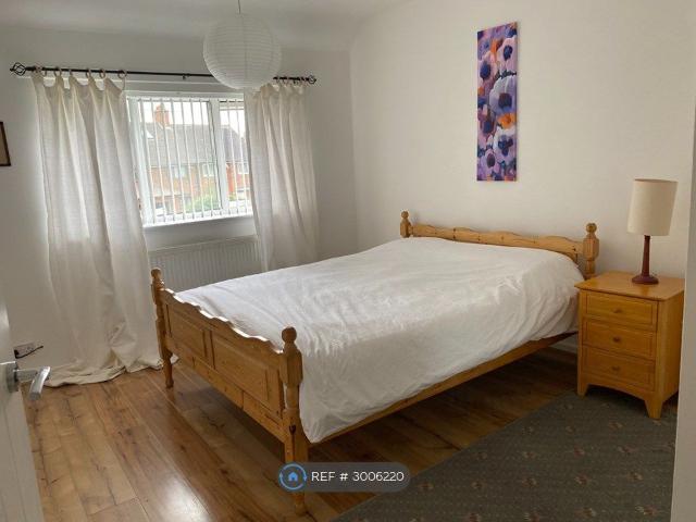 Meriden Drive, Birmingham B37, Room to rent, £650 pcm | PrimeLocation
