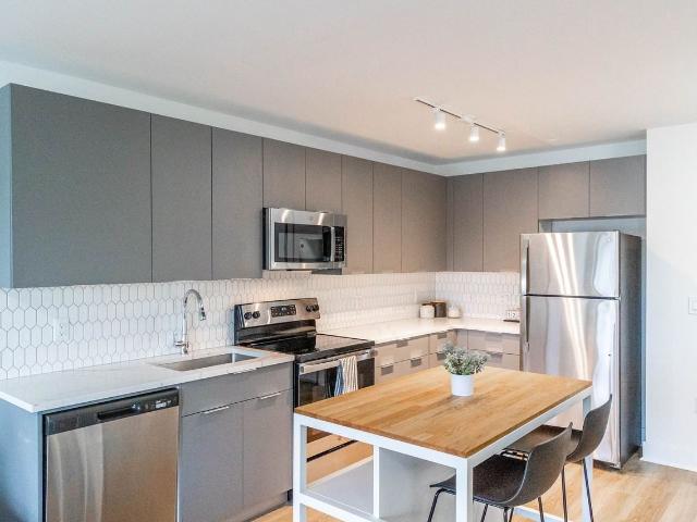 Meridia Roselle Park 10 1 Bedroom Apartment for Rent at 10 W Westfield Ave, Roselle Park, NJ 07204