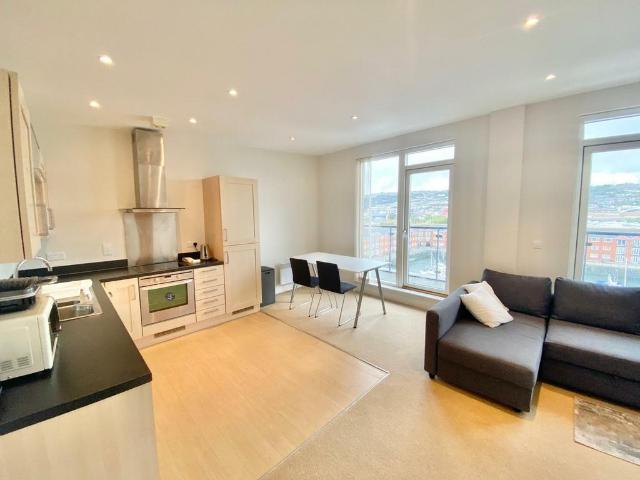 Meridian Wharf, Trawler Road. 1 bed apartment to rent £1,000 pcm £231 pw