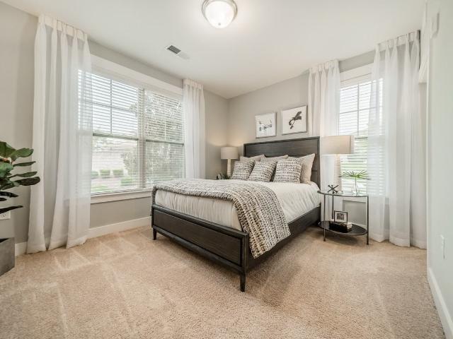Meridian at Ten Ten 2 Bedroom Apartment for Rent at 1000 Brynmar Oaks Cir, Apex, NC 27539
