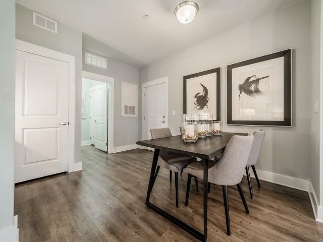 Meridian at Ten Ten 3 Bedroom Apartment for Rent at 1000 Brynmar Oaks Cir, Apex, NC 27539
