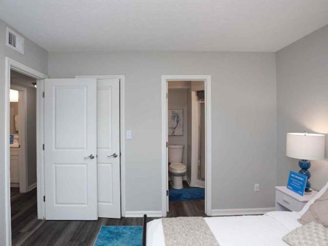 Meridian Court South 1 Bedroom Apartment for Rent at 7266 Lockwood Ln, Indianapolis, IN 46217 Linden Wood