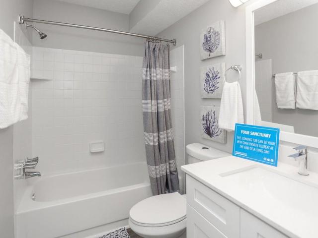 Meridian Court South 1 Bedroom Apartment for Rent at 7266 Lockwood Ln, Indianapolis, IN 46217 Linden Wood