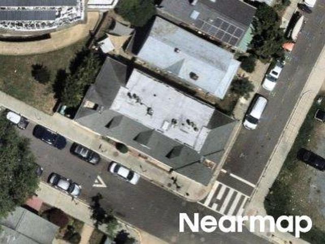 Meridian Pl NW Apt 1