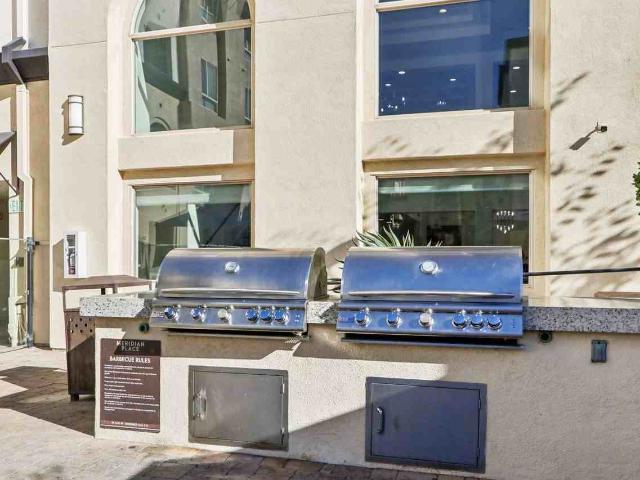 Meridian Place Apartment Homes 2 Bedroom Apartment for Rent at 9423 Reseda Blvd, Los Angeles, CA 91324 Northridge