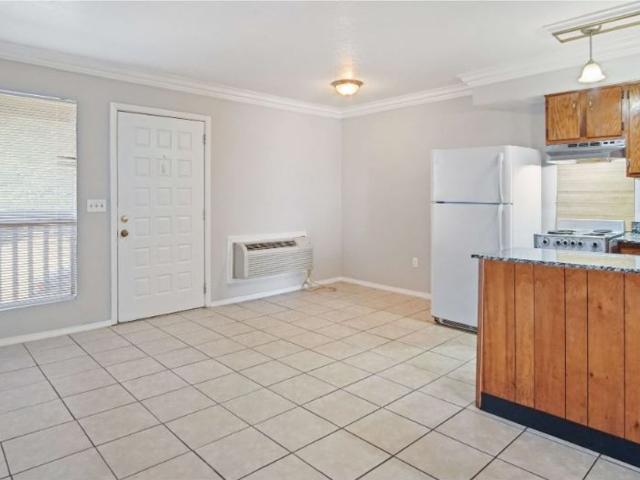 Meridian Place Apartments