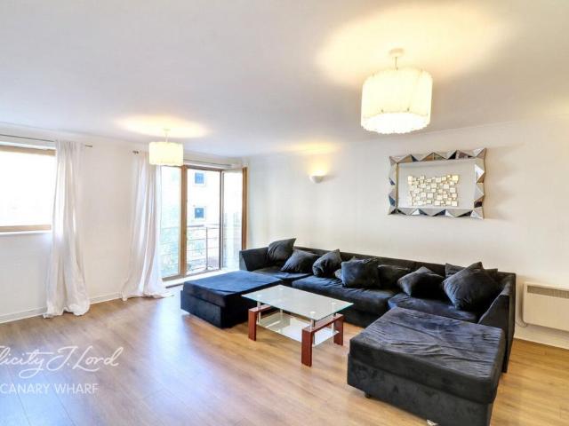 Meridian Place, London 2 bed apartment to rent £2,250 pcm £519 pw