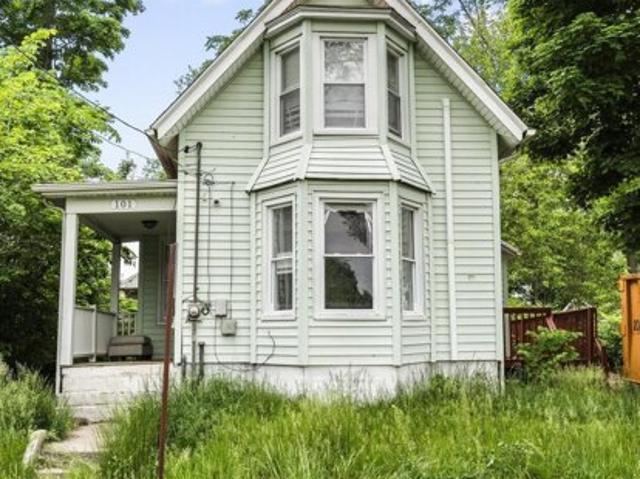 Meridian St, Meriden, Home For Sale
