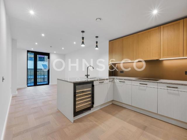 Merino Gardens, London Dock, London E1W, 2 bed flat to rent, £4,151 pcm | PrimeLocation
