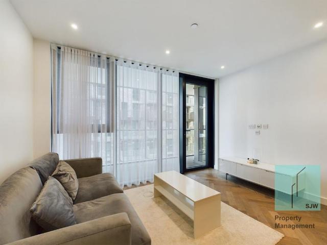 Merino Gardens, London E1W 1 bed apartment to rent £2,999 pcm £692 pw