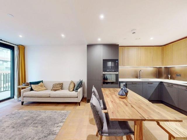 Merino Gardens, London E1W, 1 bed flat to rent, £3,100 pcm | PrimeLocation