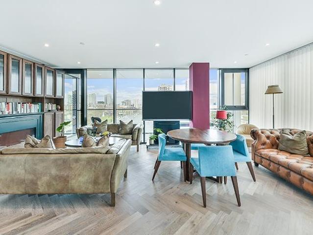 Merino Gardens, London, E1W 2 bed flat to rent £4,697 pcm £1,084 pw