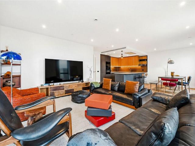Merino Gardens, London E1W, 3 bed flat to rent, £6,600 pcm | PrimeLocation
