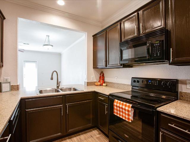Meritage at Steiner Ranch 3 Bedroom Apartment for Rent at 4500 Steiner Ranch Blvd, Austin, TX 78732