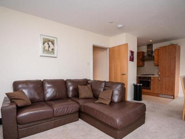 Merkland Lane, Pittordrie, 2 Bedroom Flat