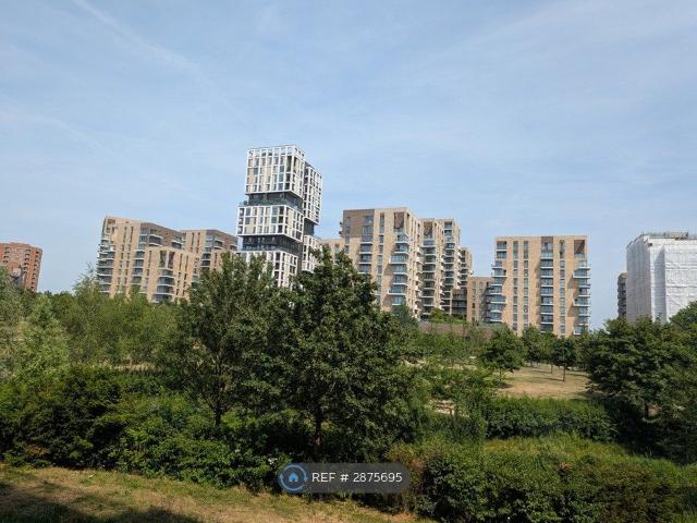 Merlin Court, London SE3, 3 bed flat to rent, £3,000 pcm | PrimeLocation